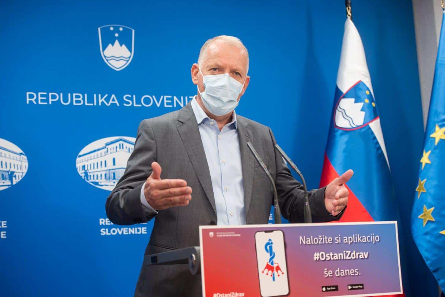 Število covidnih bolnikov bo najverjetneje začelo upadati v drugi ...