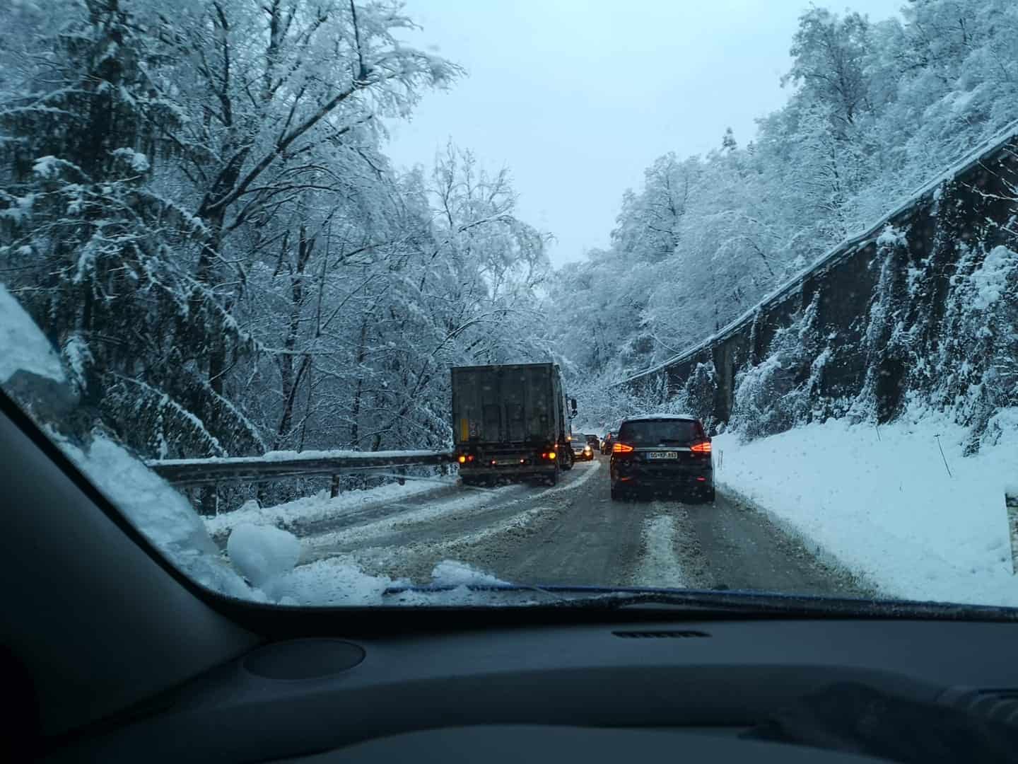 Trenutne razmere na cestah - Koroške Novice